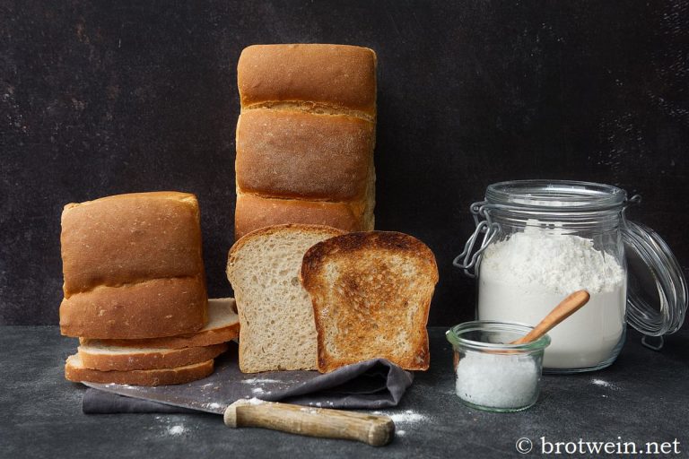 Toastbrot Rezept - Toast selber backen - die besten 16 Rezepte - Brotwein